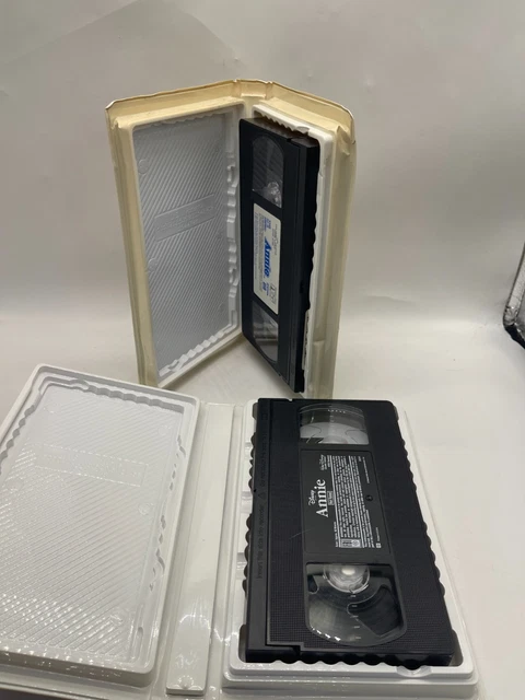 ANNIE VHS DISNEY Home Video 2000 & Columbia Broadway Tribute Edition ...