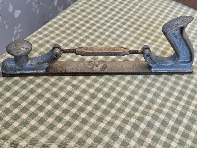 VINTAGE SYKES PICKAVANT SP571 (057100) Adjustable Car Body File Holder ...