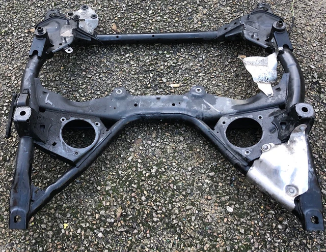 BMW 1 SERIES F20 M140i FRONT SUBFRAME 3.0 PETROL £120.00 - PicClick UK