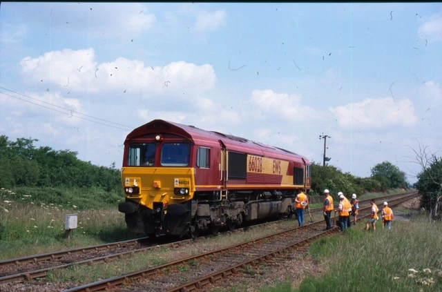 ORIGINAL 35MM colour Slide class 47 47488 Croydon 1985 £1.25 - PicClick UK