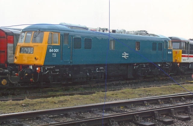 ELECTRIC TRAIN PHOTO Class 84 Photograph Railway Pic Emu Br Blue 84001 ...