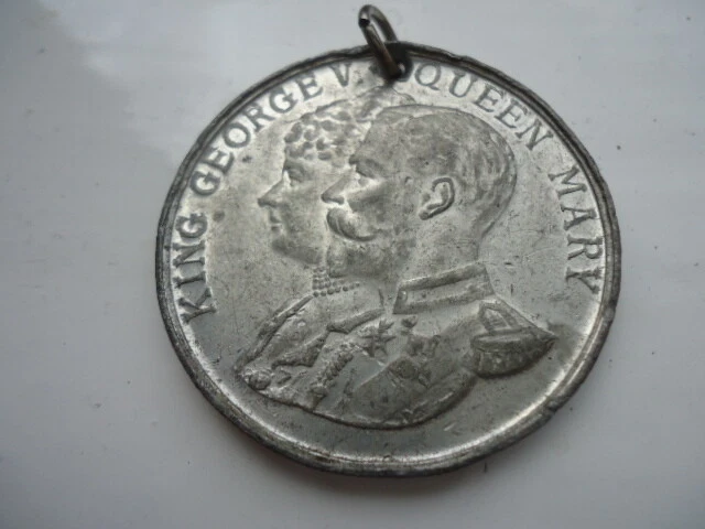 1935 KING GEORGE V AND QUEEN MARY 33mm SILVER JUBILEE MEDAL - teddy tail league EUR 13,96 ...