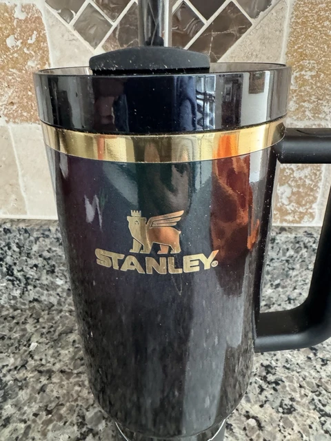 STANLEY X WICKED Elphaba For Good 40oz FlowState Quencher Tumbler NEW ...