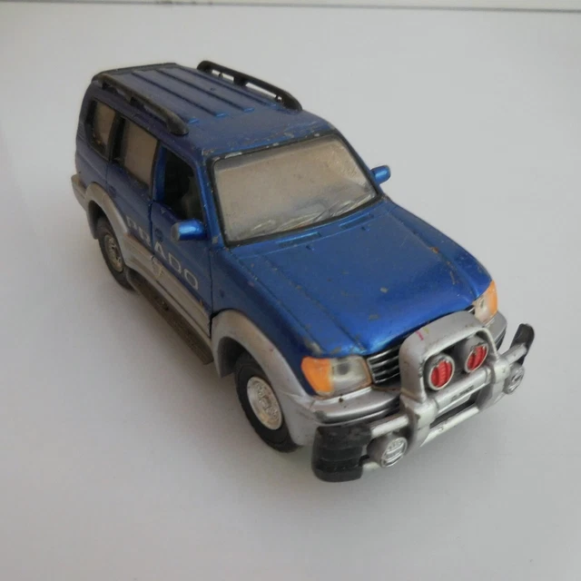 TOYOTA LAND CRUISER Prado 4X4 All Terrain Car Miniature MMS TOYS N6023 ...