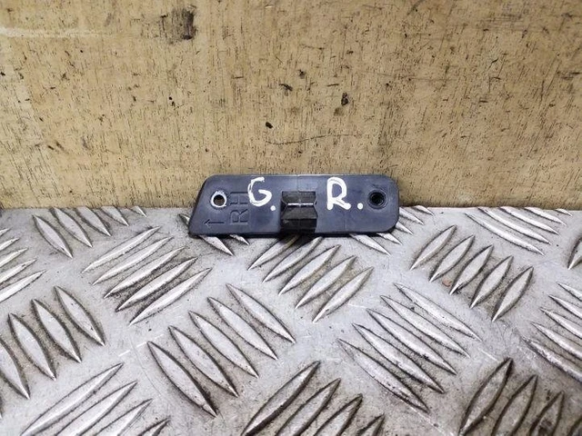 KIA SORENTO I JC 866542P000 Support de Pare-chocs Arrière Droit 2.20 ...