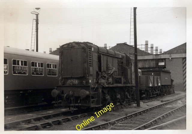 RAILWAY PHOTO 6X4 Class 08 D4080 Doncaster Works 31/3/68 £4.00 ...