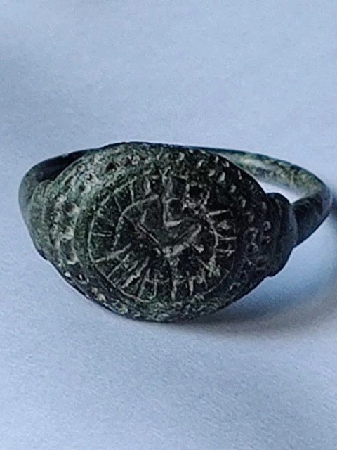 MAGNIFIQUE BAGUE SCEAU Mérovingienne En Bronze EUR 100,00 - PicClick FR