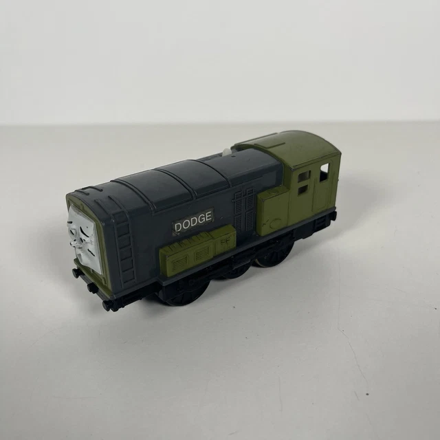 TOMY TRACKMASTER THOMAS The Tank Engine Dodge 2009 Mattel Motorized ...