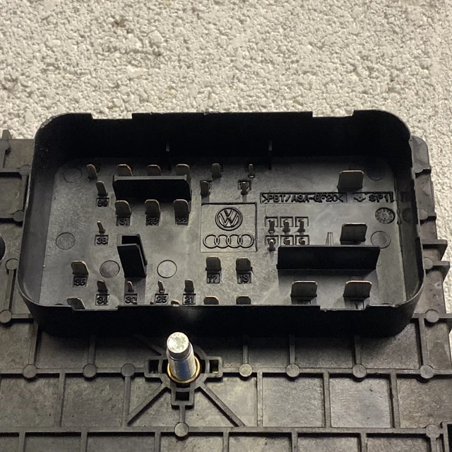 VW GOLF MK5 Fuse Box Main Relay Power Box 1K0937125A 3C0971249 BOX 118 ...