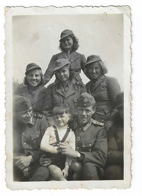Foto Portrait HÜbsche Frauen In Uniform Girl Sexy Soldaten Wehrmacht