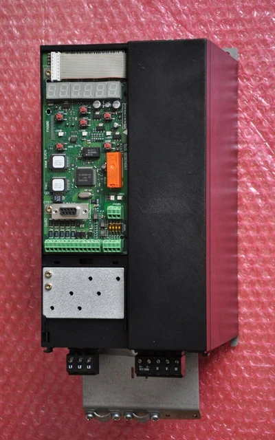 DANFOSS AC DRIVE VLT 2875 Type: VLT2875PT4B20SBR1DBF12A00C0 £528.84 ...