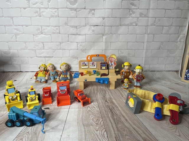BOB THE BUILDER Vehicle And Stuffy/Toy Lot of 17 Pieces. Very Cool! $38 ...