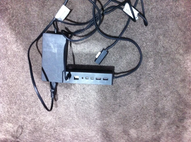 MICROSOFT SURFACE DOCK Model 1661 with AC adapter 1749 , for Surface ...