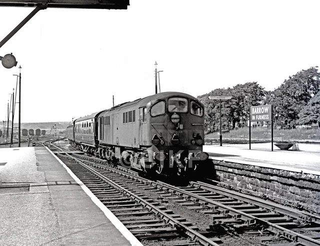 RAILWAY PHOTOGRAPH 6X4 Diesel loco D5705 Barrow in Furness, 1965. £2.95 ...