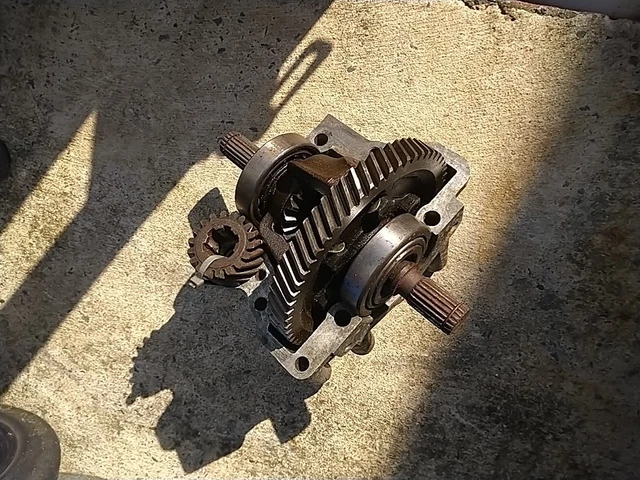 CLASSIC MINI DIFFERENTIAL 18/62 (3.44 Ratio) Genuine Austin Morris £94. ...