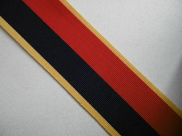 VOLUNTEER LONG SERVICE Medal 1894 Honourable Artillery Company Ribbon F ...