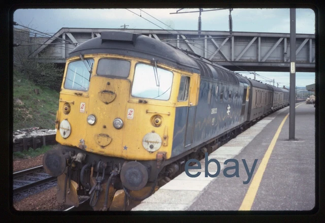 ORIGINAL 35MM SLIDE - Class 26 - 26022 w/ parcels at Carstairs - 5.79 ...