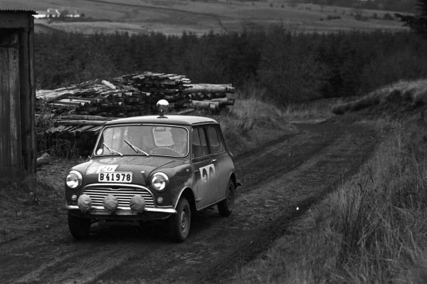 TOM TRANA & Ron Crellin, Mini Cooper Rally Car 1962 Motor Racing Old ...