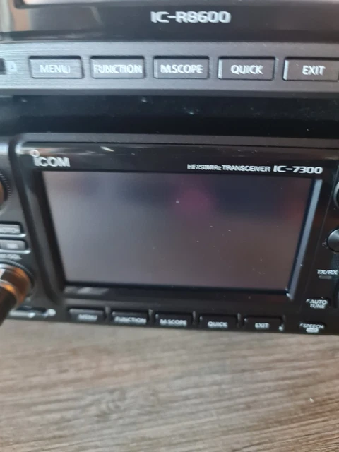 ICOM IC-7300 HF Transceiver £735.00 - PicClick UK