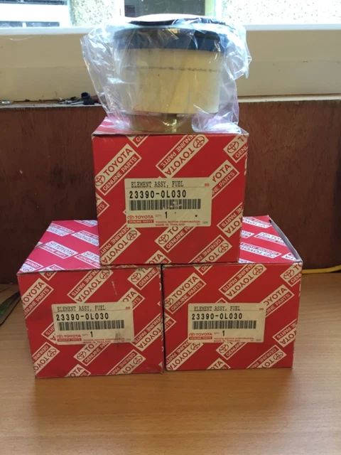 GENUINE TOYOTA HILUX/LEXUS Diesel Fuel Filter (3) £29.00 - PicClick UK