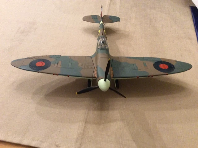 CORGI AVIATION ARCHIVE 1/32 Supermarine Spitfire MkIIA - P7966 - Douglas Bader £150.00 - PicClick UK