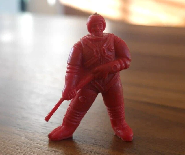 VINTAGE CRESCENT TOYS Spaceman Figure Rare 1960's Red Plastic Astronaut ...