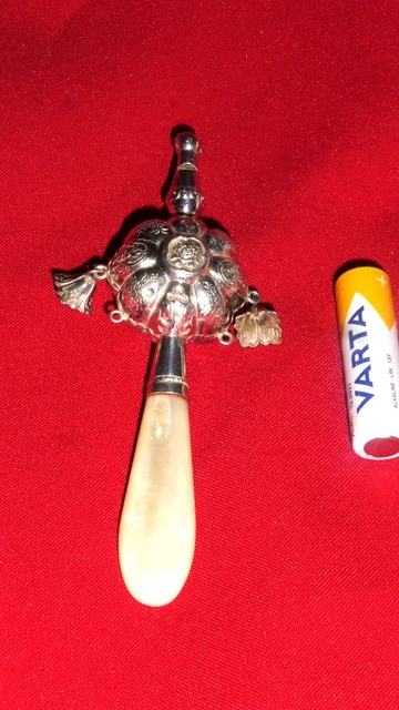 HOCHET SIFFLEUR ANCIEN EN ARGENT TETE DE SANGLIER MANCHE EN NACRE FIN ...