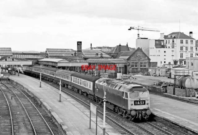 PHOTO CLASS 47 Diesel Loco No 47270 At Stirling 15-03-75 £2.70 ...