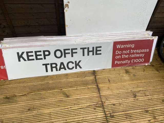 OLD PLASTIC RAILWAY Sign £37.12 - PicClick UK