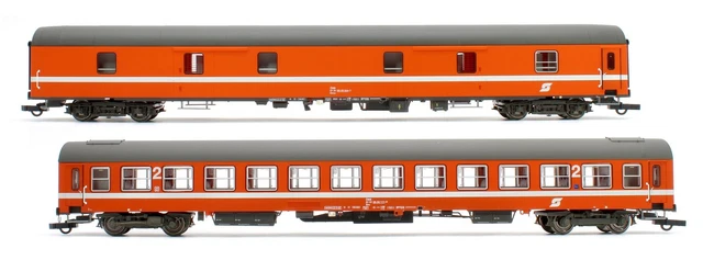 RAILTOP MODELL 'HO' Gauge 82005 2Nd Class Passenger & Luggage Coaches £ ...
