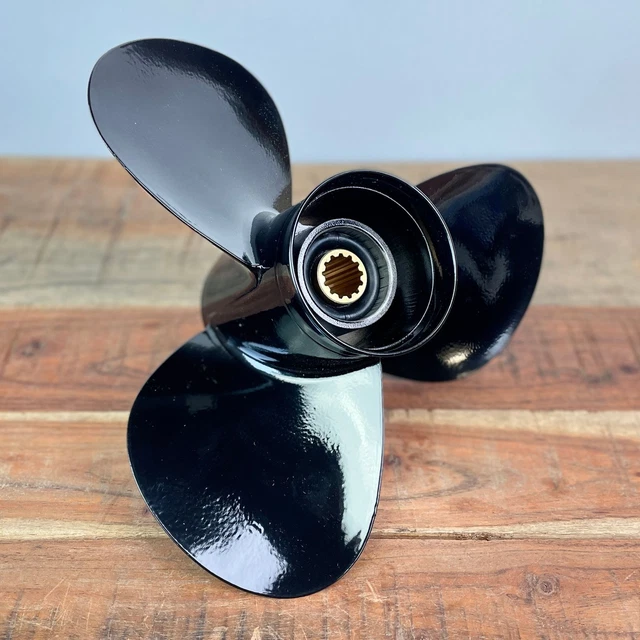 SUZUKI BOOT PROPELLER Aluminium 40-65 PS Außenborder 11 x 17 " 13 Zähne ...