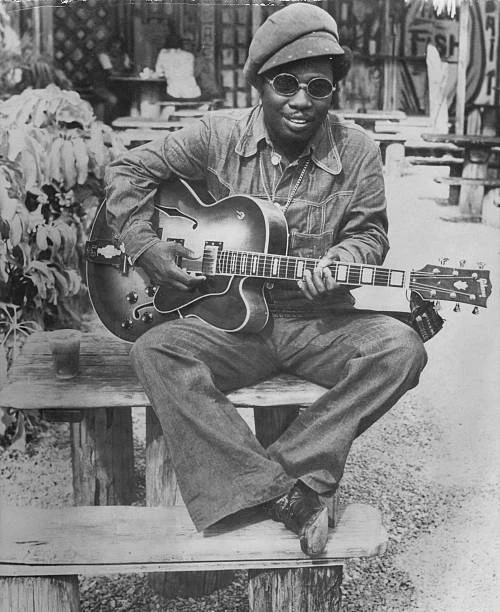 LITTLE BEAVER POSES For A Portrait In 1972 Old Music Photo $8.50 ...