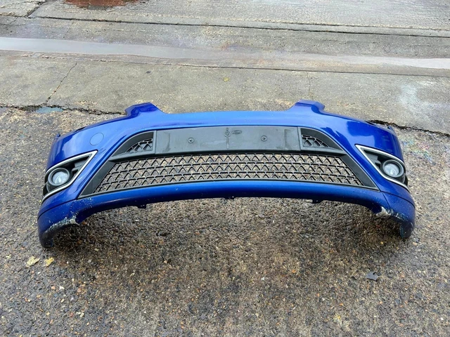 FORD FOCUS ST 225 Front Bumper Purple Mk2 2006 3 Door £150.00 - PicClick UK