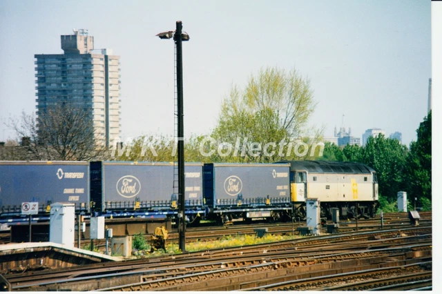 RAIL PHOTO CLASS 47 47298 @ Clapham Junction 8/5/96 9:52 Dagenham ...