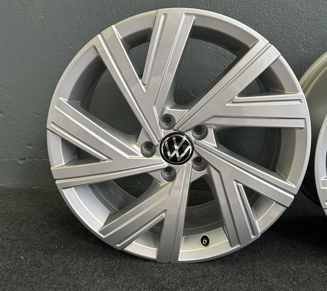 ORIGINAL VW GOLF 8 & R-line GTI 18 Zoll Bergamo Alufelgen Felgen ...