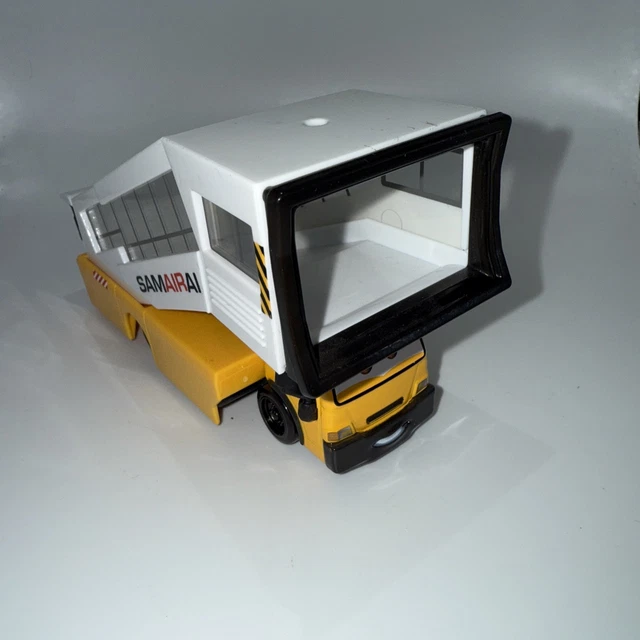 DISNEY PIXAR CARS Ucchi Deluxe Diecast 1:55 Combine Post £20.00 ...