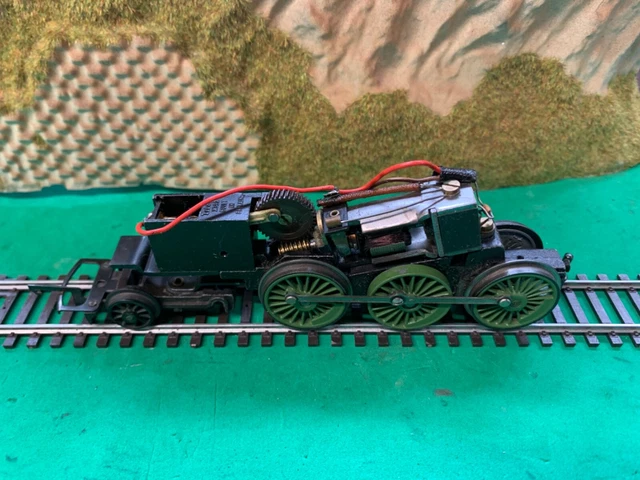 HORNBY/ TRIANG LNER 4-6-0 Chassis And Motor + Smoke Unit Spares Or ...