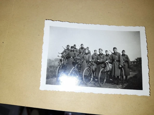 ALTES FOTO - Wehrmacht mit Dienstfahrrad, ww2 Bicycle Ausrüstung EUR 8 ... ALTES FOTO - Wehrmacht mit Dienstfahrrad, ww2 Bicycle Ausrüstung EUR 8 ...