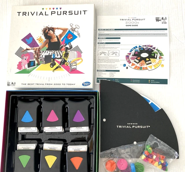 TRIVIAL PURSUIT 2000S Board Game Family Hasbro Party £12.37 - PicClick UK