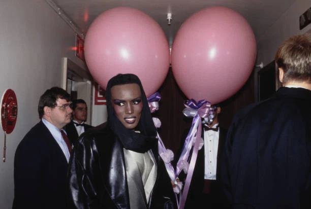 JAMAICAN FASHION MODEL Singer And Actress Grace Jones 1985 Music OLD ...