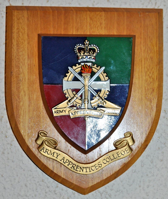 ARMY APPRENTICES COLLEGE regimental mess wall plaque crest shield EUR ...