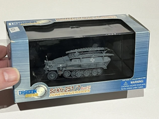 DRAGON ARMOR 1/72 Sd.Kfz.251/7 ausf.C Pionierpanzerwagen Barbarossa Nr ...