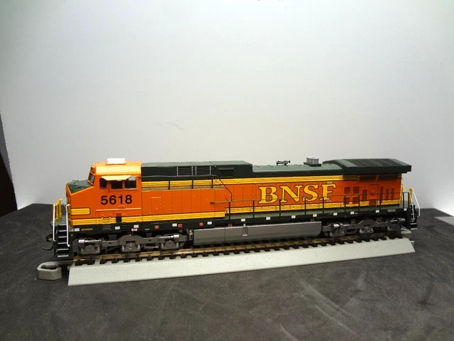 HO SCALE BNSF AC4400CW DIESEL LOCOMOTIVE Knuckles R1 $124.34 - PicClick AU