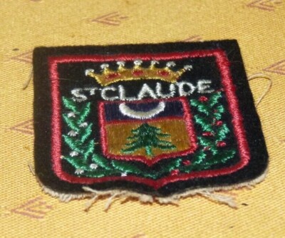ANCIEN ÉCUSSON À coudre en feutre brodé blason de Frigolet neuf Vintage patch EUR 5,00 - PicClick FR