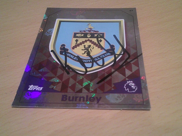SIGNED BURNLEY BADGE by ex player kevin russell £1.00 - PicClick UK