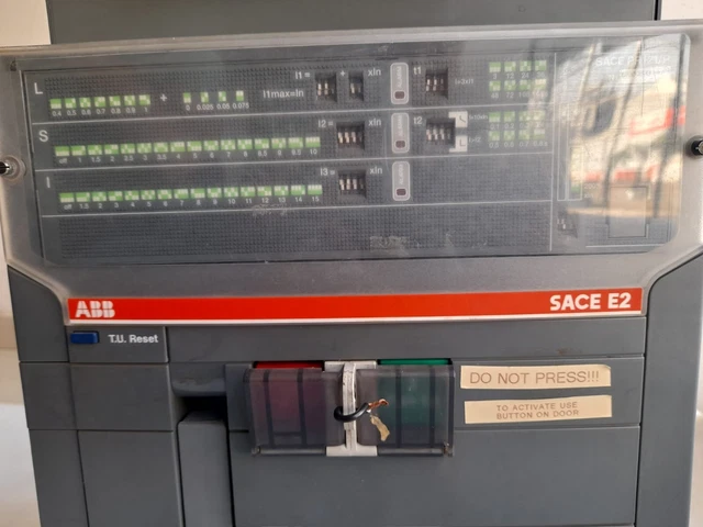 ABB SACE E2B 20 Air Circuit Breaker 2000 Amps 220-240V Sace Pr121/2 ...