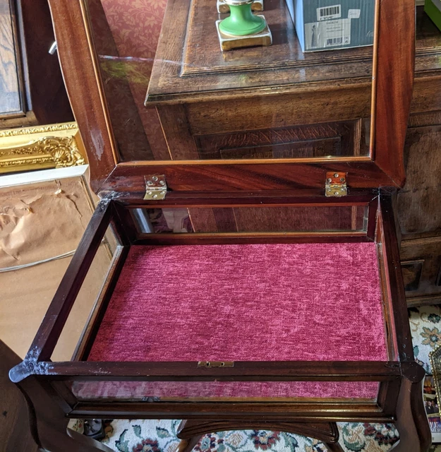 ANTIQUE EDWARDIAN BIJOUTERIE Display Case no key Cash on collection ...