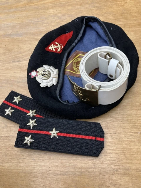VINTAGE 1980’S SOVIET Lt. Colonel Naval Infantry beret, belt and ...