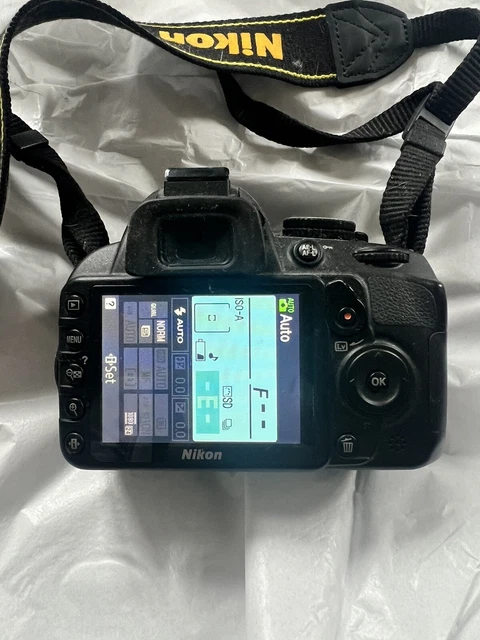 CANON D3100 WITH Charger And Battery £30.00 - PicClick UK