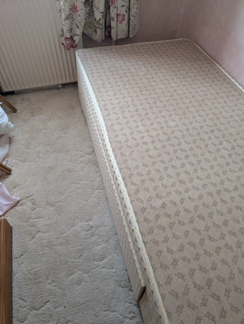 SINGLE DIVAN BED Base With Draw 3ft. No Mattress. Collect IG6 £10.78 ...